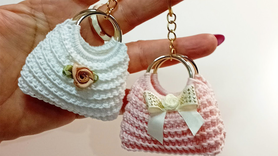Crochet Mini Bag Keychain: A Charming Accessory - CrochetBeja